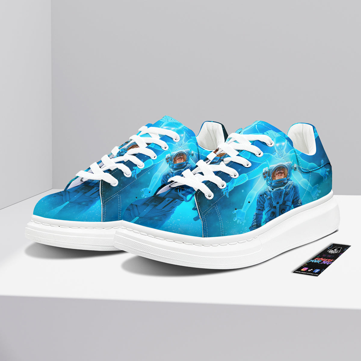 Astronaut And Female Alien Print Platform Shoes