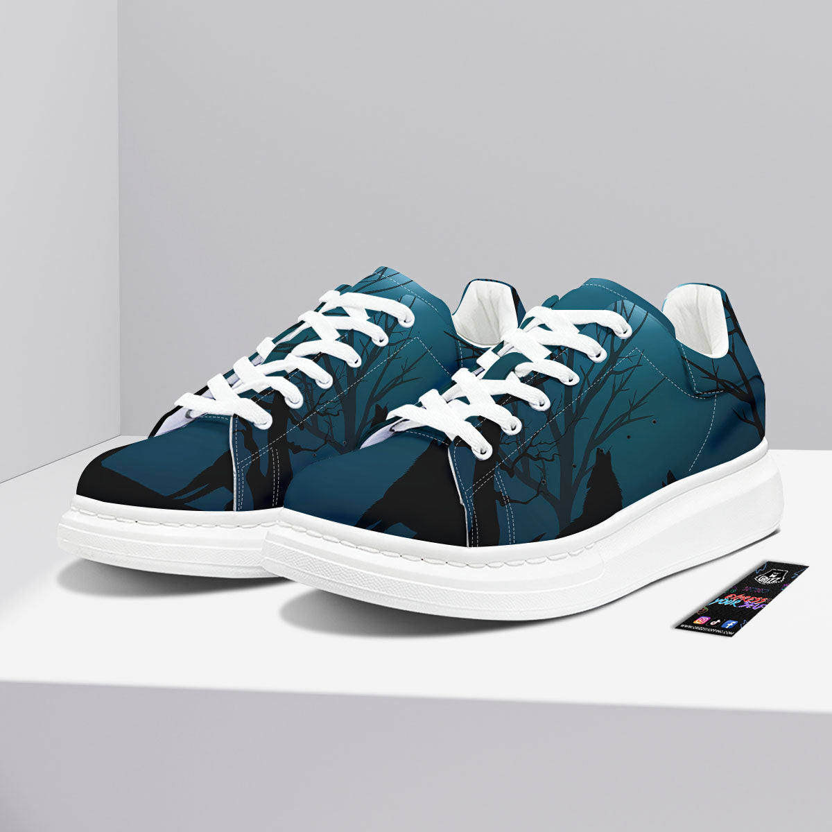 Howling Wolf At The Full Moon Print Platform Shoes