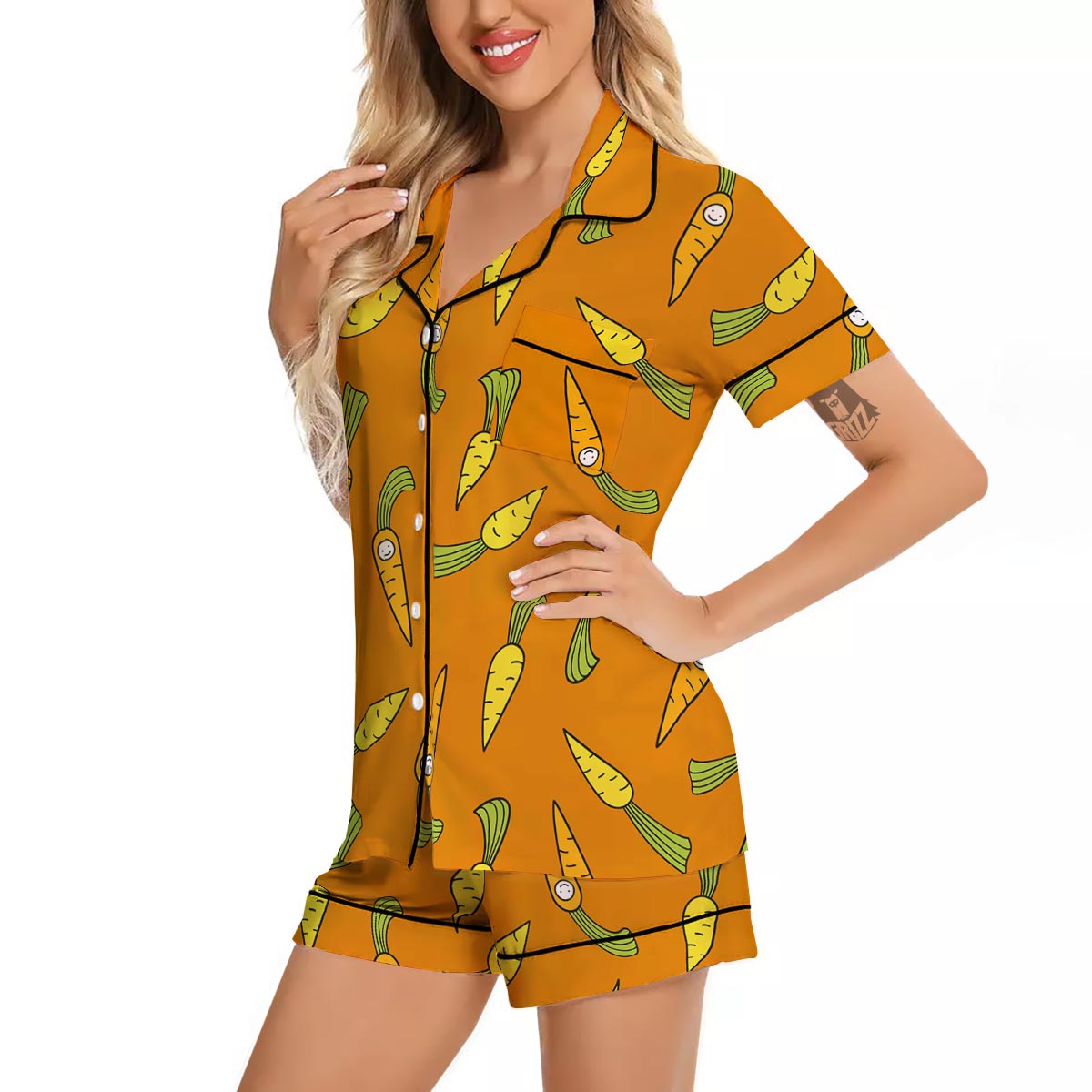 Smiley Carrot Print Pattern Women Silk Pajamas